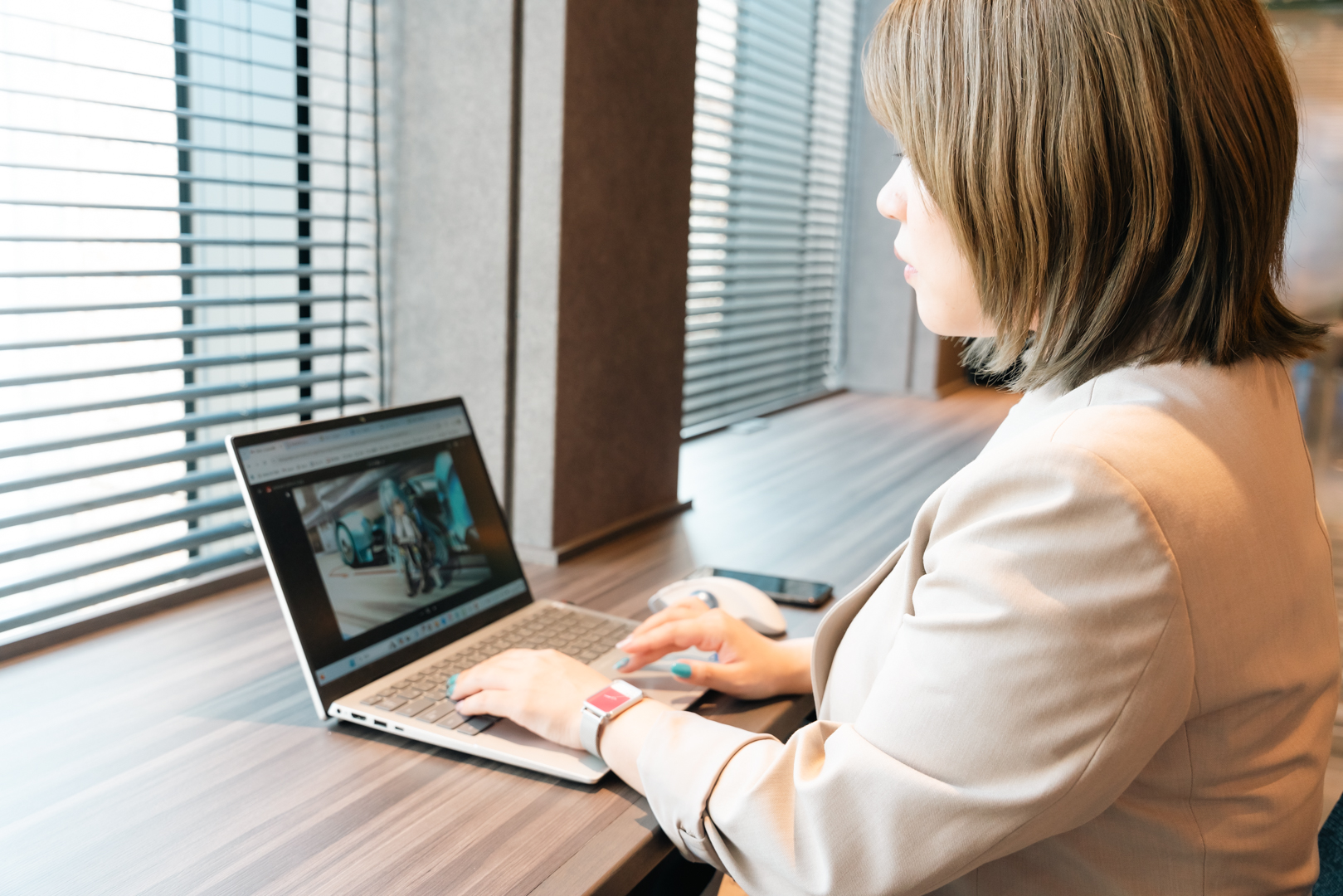 【インタビュー】新作アニメ『じゃんたま カン！！』、5周年記念ムービー『かわらないもの』の魅力と制作の裏側 | Yostar Plus